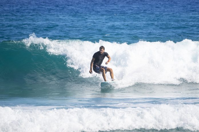 11 Pantai untuk Surfing Terbaik di Bali – BookingToGo - BookingTogo