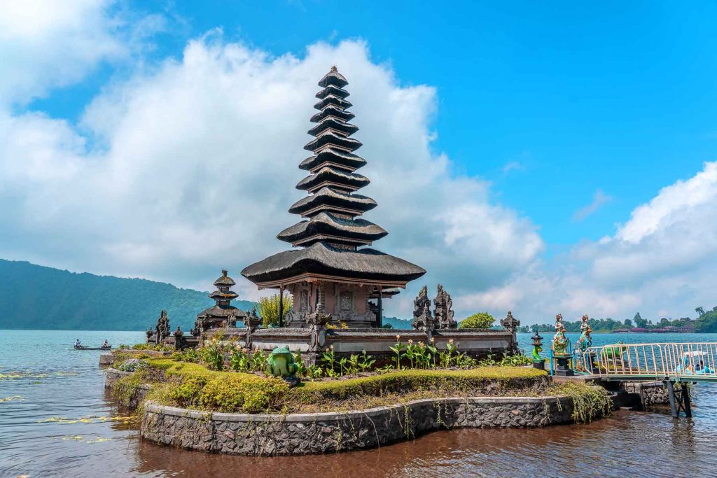 Wisata Favorit di Bali: 10 Tempat Wisata di Bali yang Wajib Dikunjungi - BookingTogo