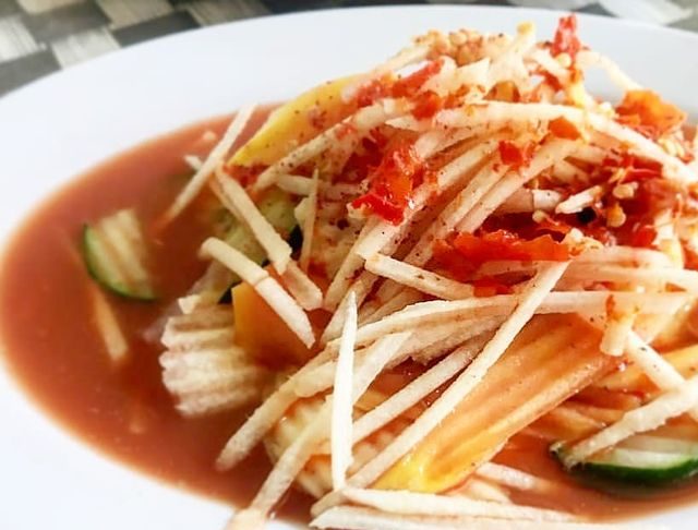Makanan Khas Bali yang Terkenal, Enak, & Wajib Dicoba! - BookingTogo