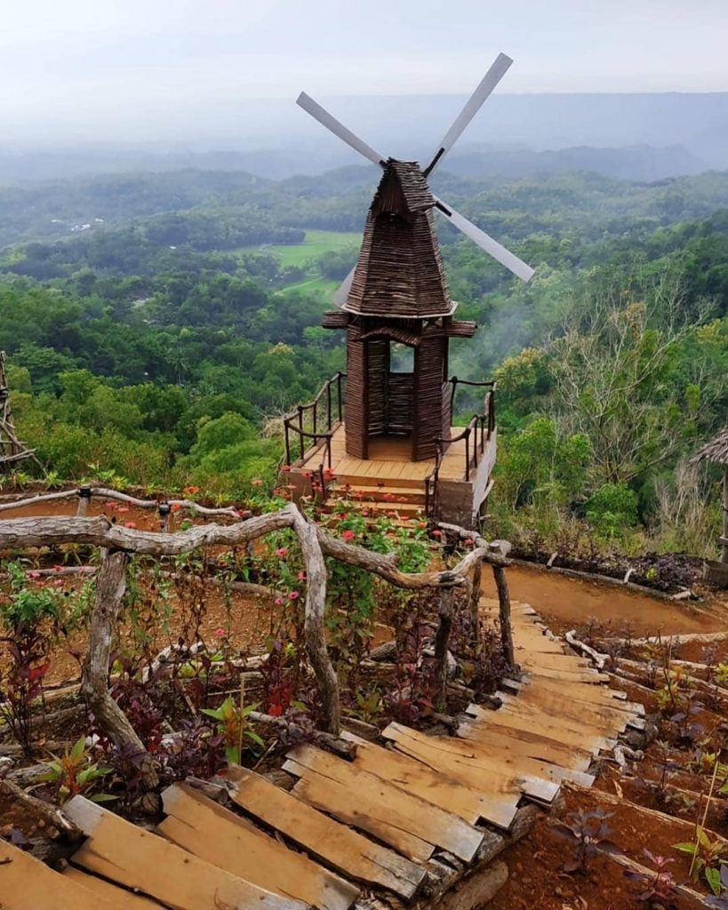 Seribu Batu Songgo Langit: Wisata Hits & Fotogenik di Bantul - BookingTogo