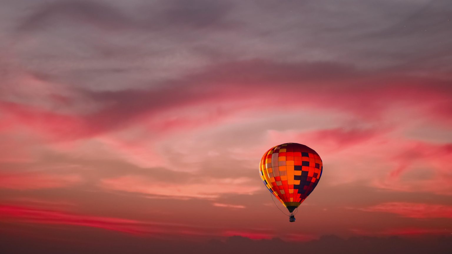 4 Tempat Naik Balon Udara di Indonesia - BookingTogo