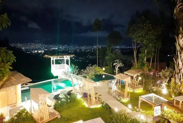 Mendulang Lembang Resort: Nginep di Bandung Berasa di Bali - BookingTogo