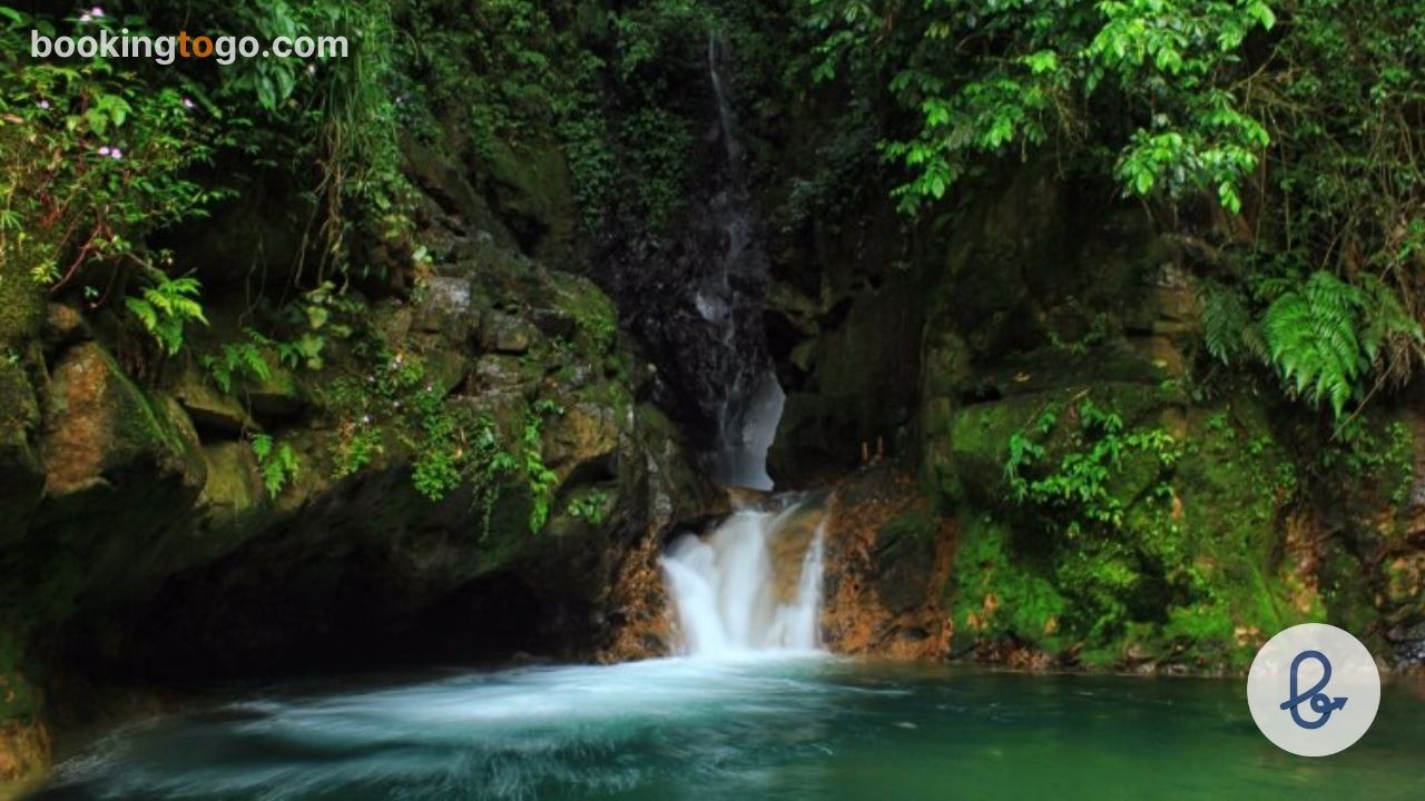 Curug Cibulao, Spot Healing Terbaik di Kawasan Megamendung - BookingTogo