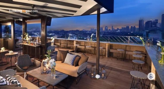 5 Cafe Rooftop di Jakarta, Cocok untuk Romantic Dinner - BookingTogo