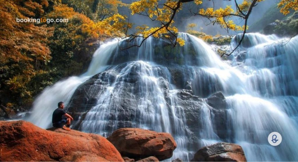 Curug Cikanteh, Air Terjun dengan 3 Tingkat yang Menawan - BookingTogo