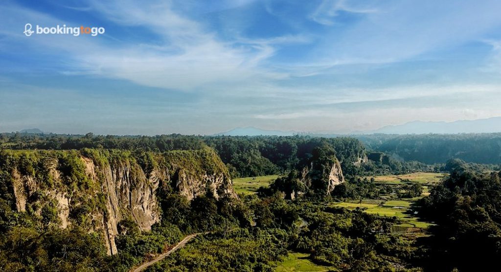 Puncak Taruko Padang, Spot Menikmati Keindahan Ngarai Sianok