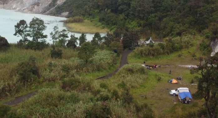 Talaga Bodas, Garut Rasa Iceland yang Cantik Banget!