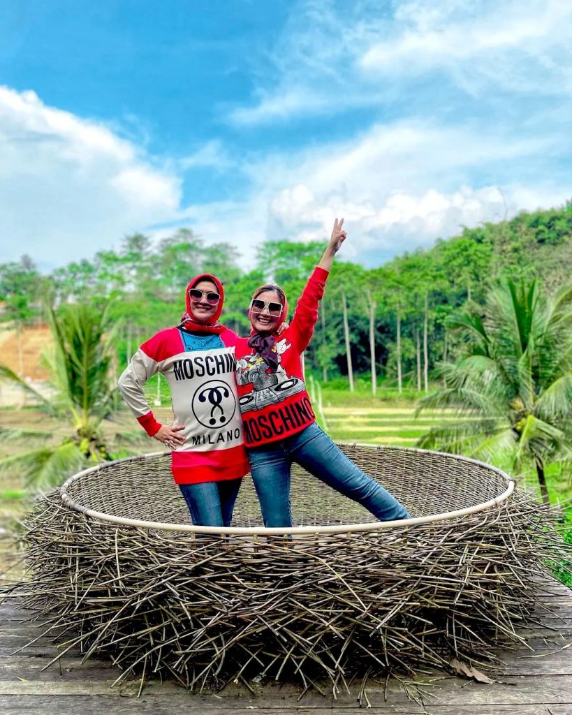 Rekomendasi Penginapan Antapura De Djati Wisata Garut Rasa Ubud, Harga ...
