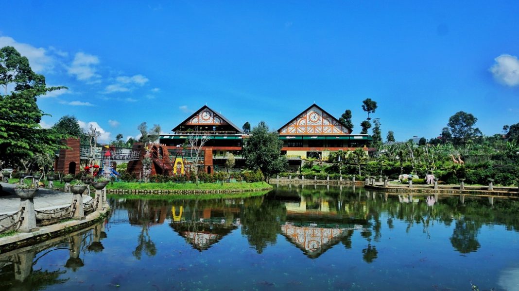 Lembang Park Zoo : Harga Tiket, Lokasi dan Aktivitas Terbaru - BookingTogo
