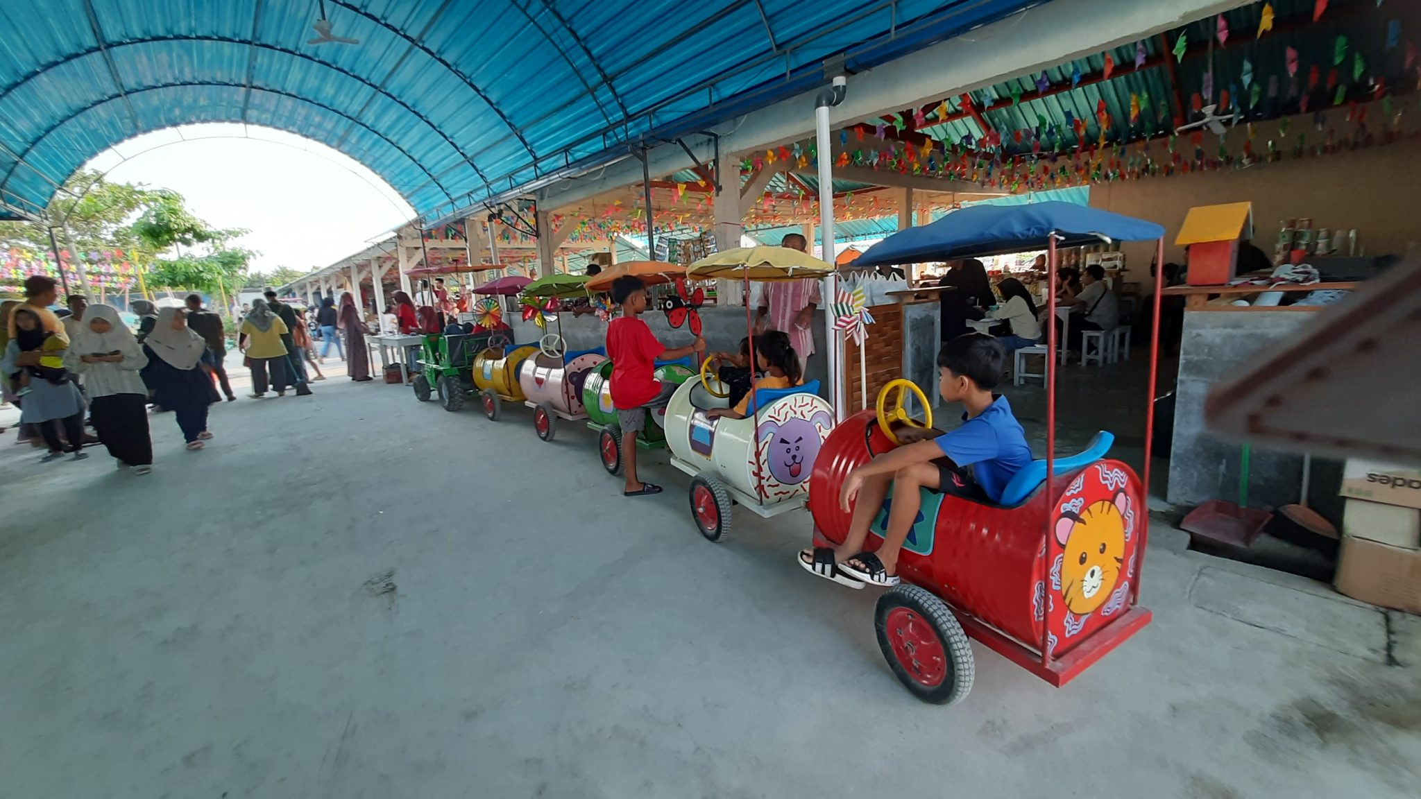 10 Wahana di Rainbow Adventure Park Jepara Yang Wajib Kamu Coba!