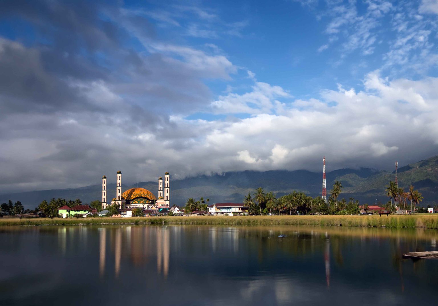 6 Wisata di Solok yang Lagi Hits, dan Festival Tahunan yang Wajib ...