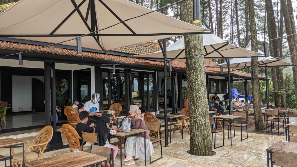 5 Rekomendasi Tempat Makan di Bogor Buat Nongkrong Bareng Sampai Me Time