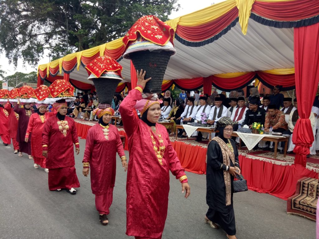 6 Wisata di Solok yang Lagi Hits, dan Festival Tahunan yang Wajib ...