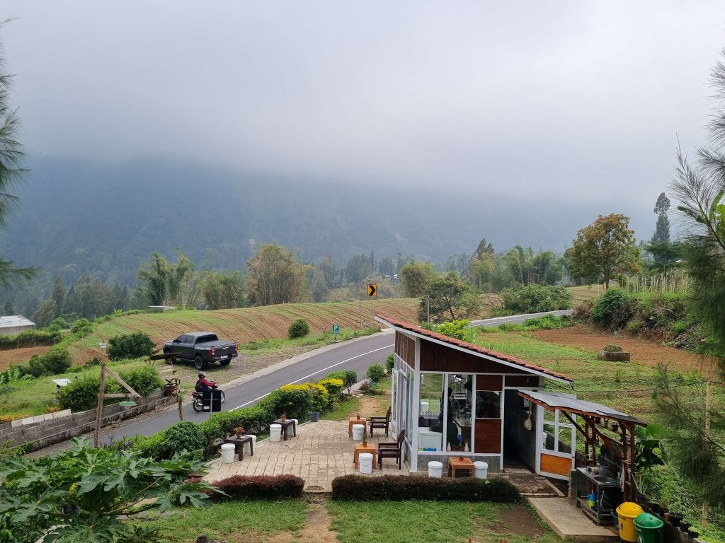 7 Cafe di Bromo yang Punya Pemandangan Indah - BookingTogo
