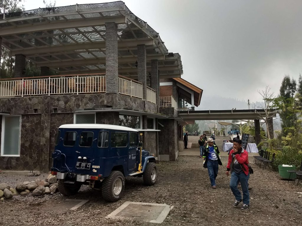 7 Cafe di Bromo yang Punya Pemandangan Indah